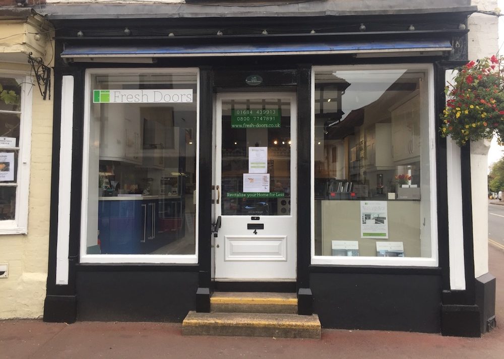 CONTACT - Fresh Doors